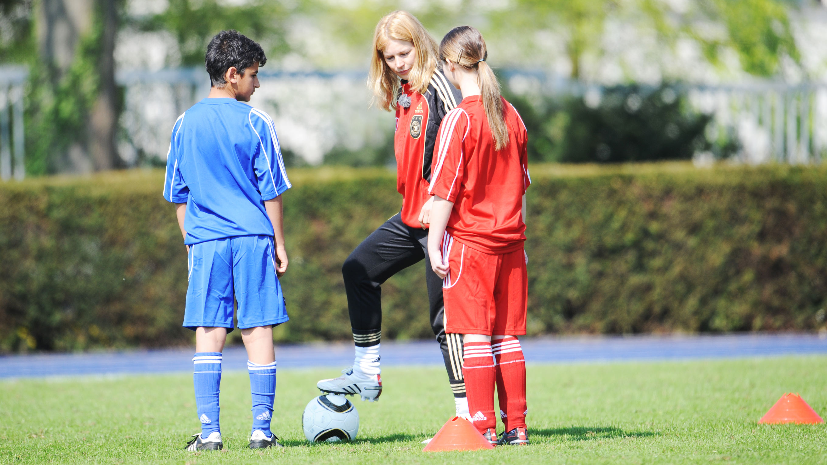 Trainerwissen :: D-Junior*in :: Trainer*in :: Training & Service :: DFB ...