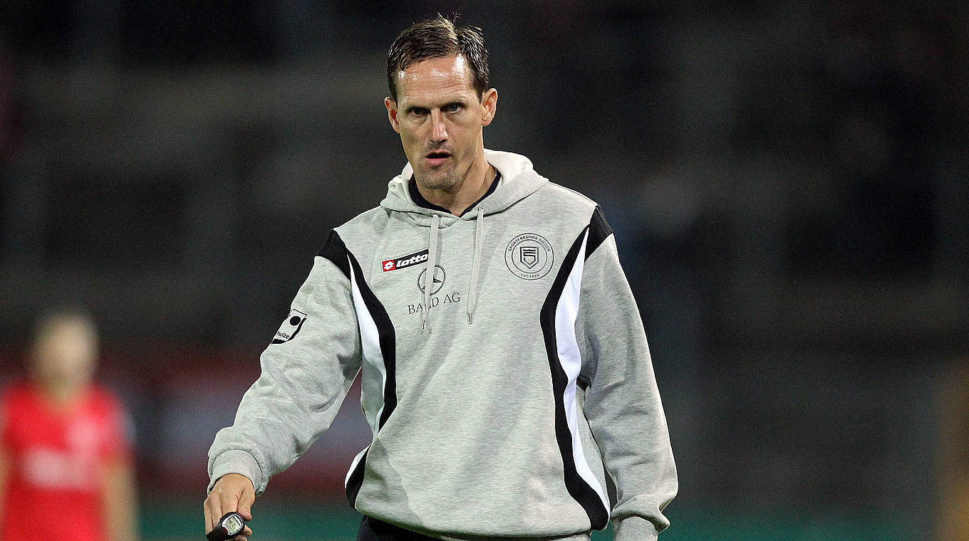 RL West: Siegen gegen Viktoria Köln krasser Außenseiter :: DFB ...
