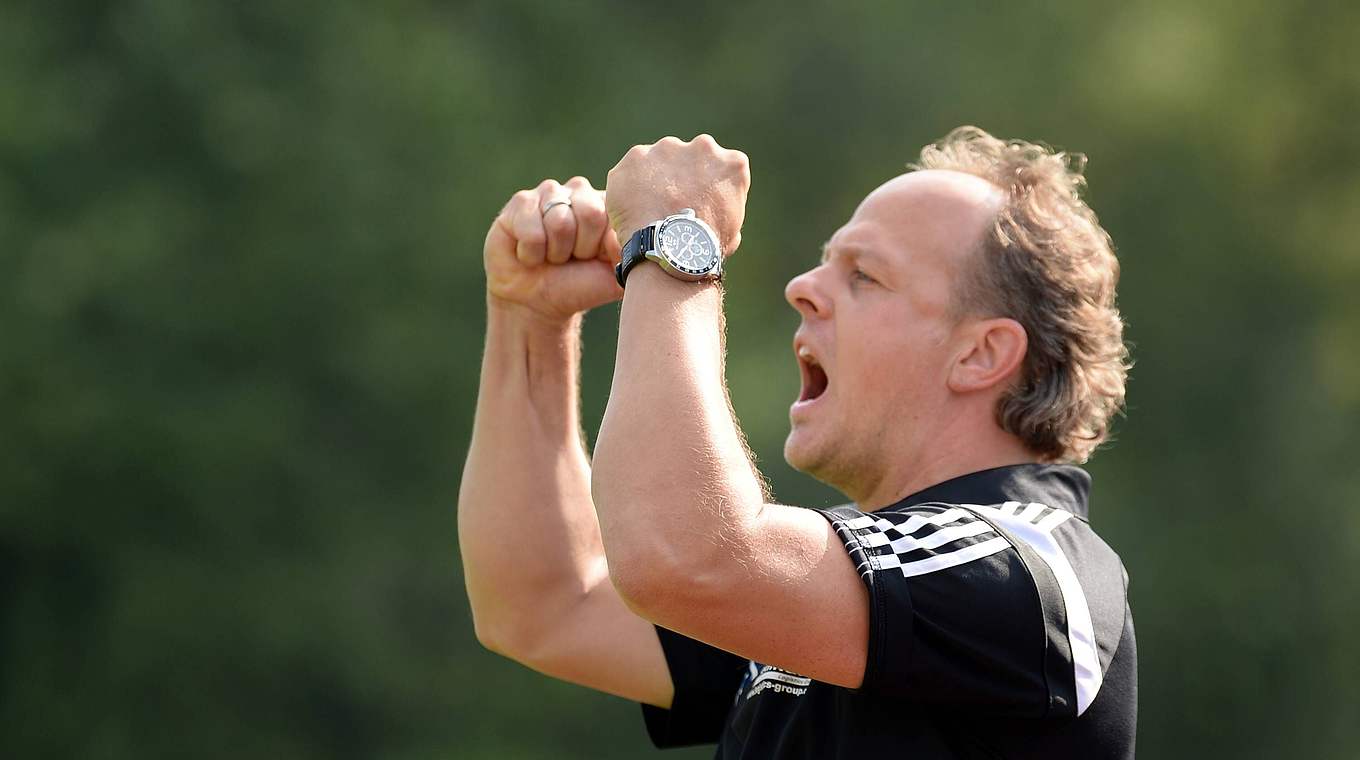 Bayern: Heimstarke Garchinger empfangen Bayern-Reserve :: DFB ...