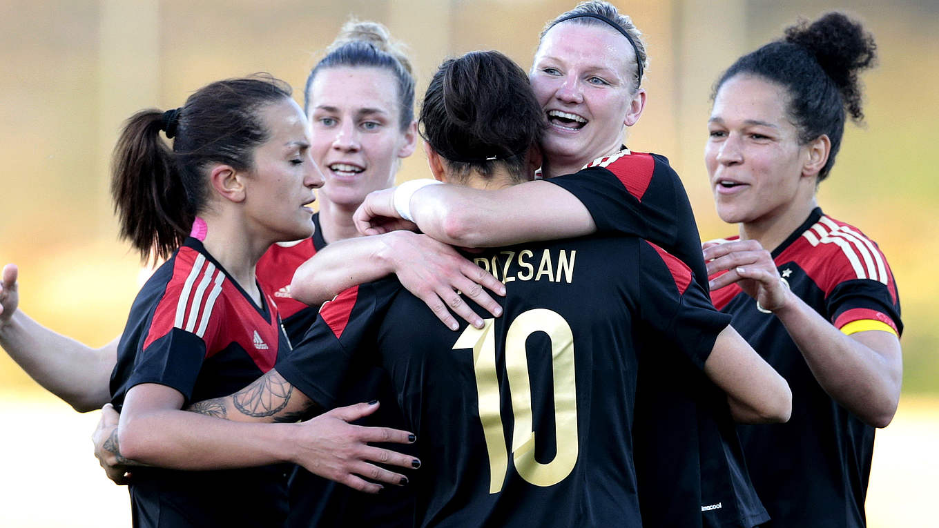 Algarve Cup macht "Bock auf die WM" :: DFB - Deutscher Fußball-Bund e.V.