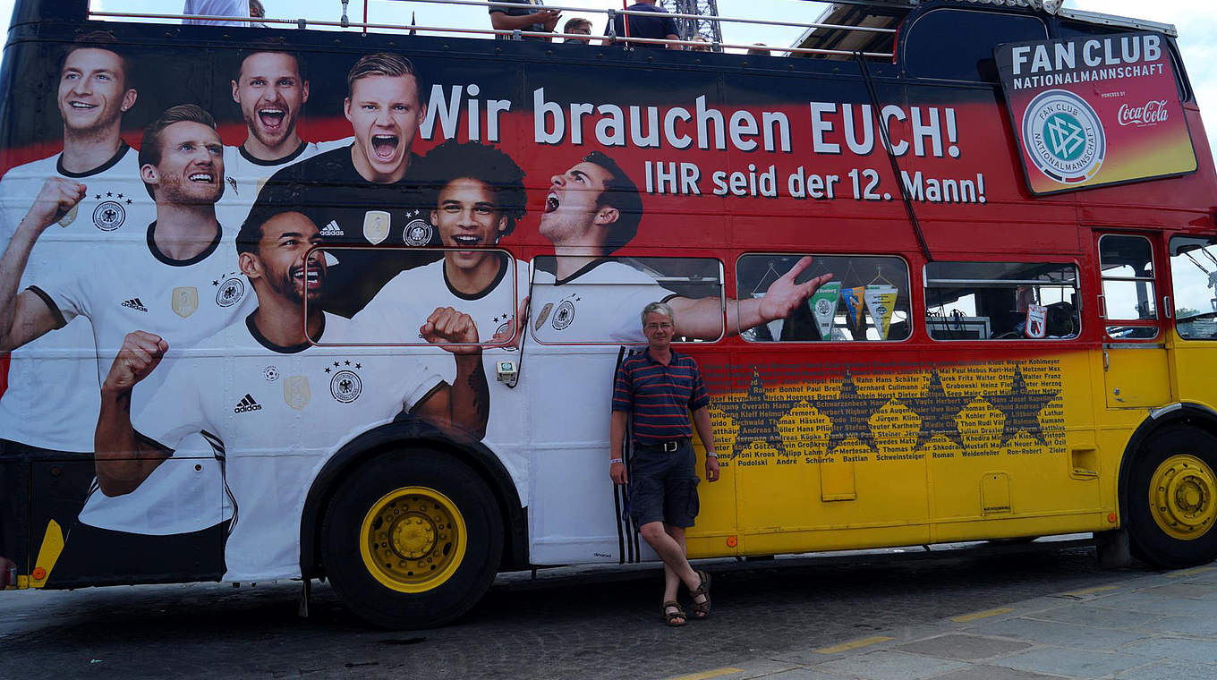 Mit dem Fan-Bus auf großer Tour :: DFB - Deutscher Fußball-Bund e.V.