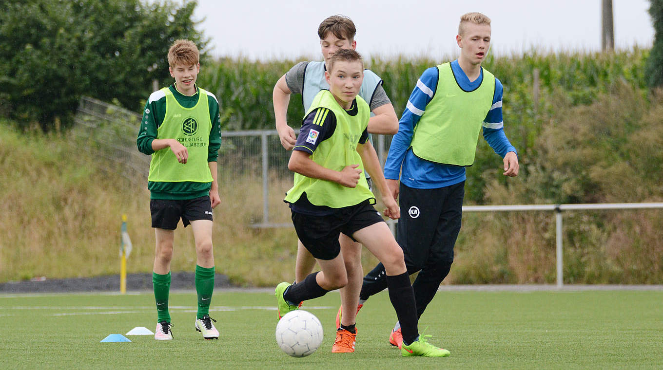 Trainer*in :: Training & Service :: DFB - Deutscher Fußball-Bund e.V.
