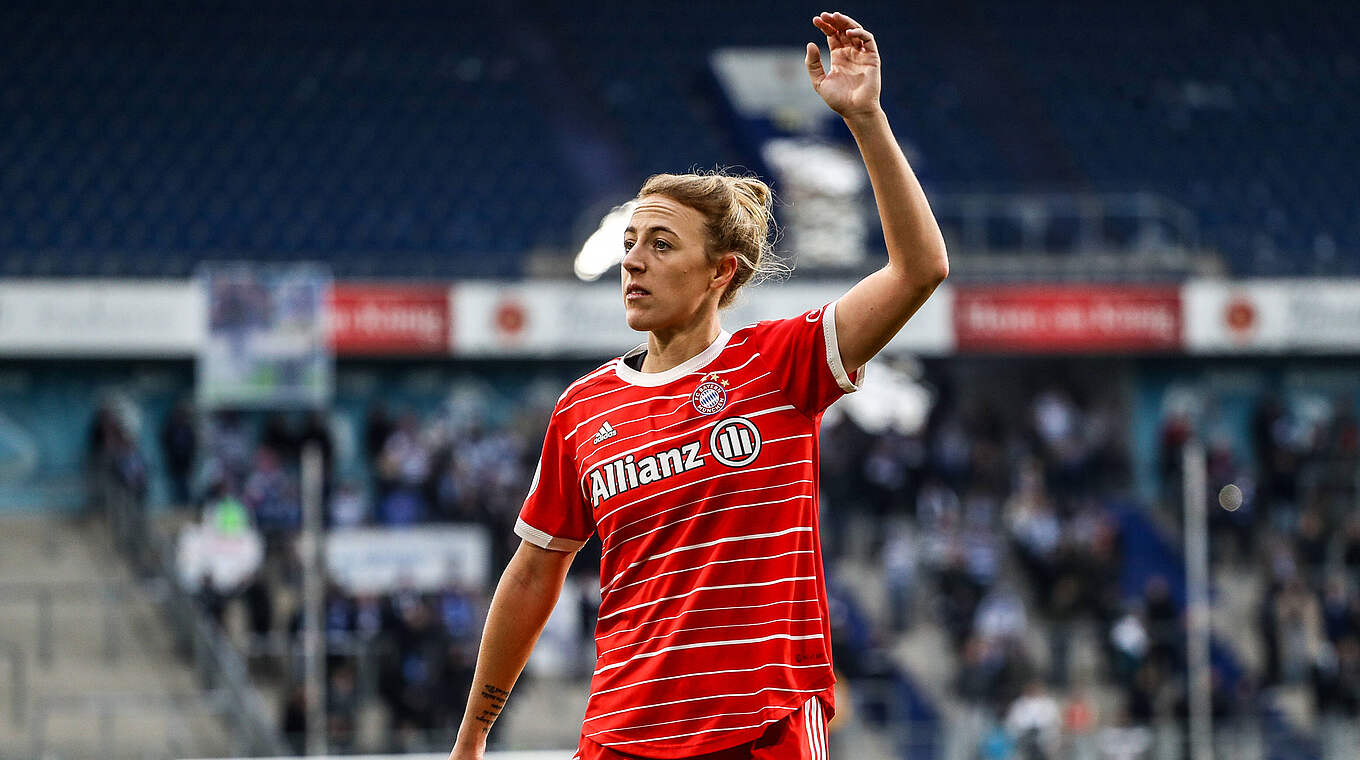 Carolin Simon verlängert beim FC Bayern :: DFB - Deutscher Fußball-Bund ...