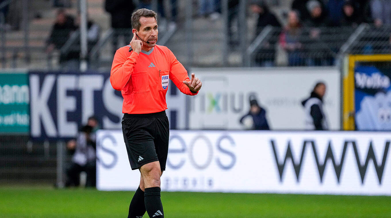 Stieler pfeift FC Bayern gegen Köln :: DFB - Deutscher Fußball-Bund e.V.