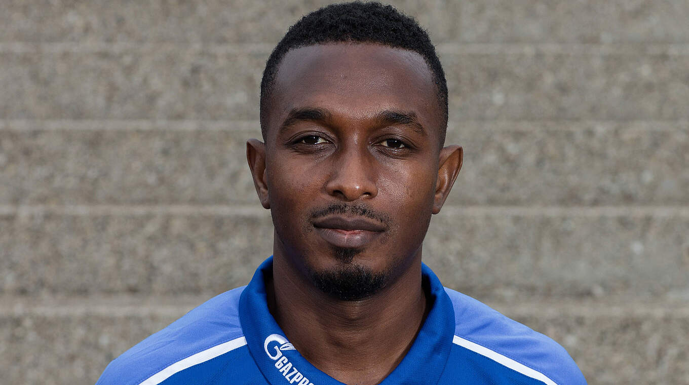 S04-Trainer Hoogland und Takyi: "Jeden Tag besser werden" :: DFB ...