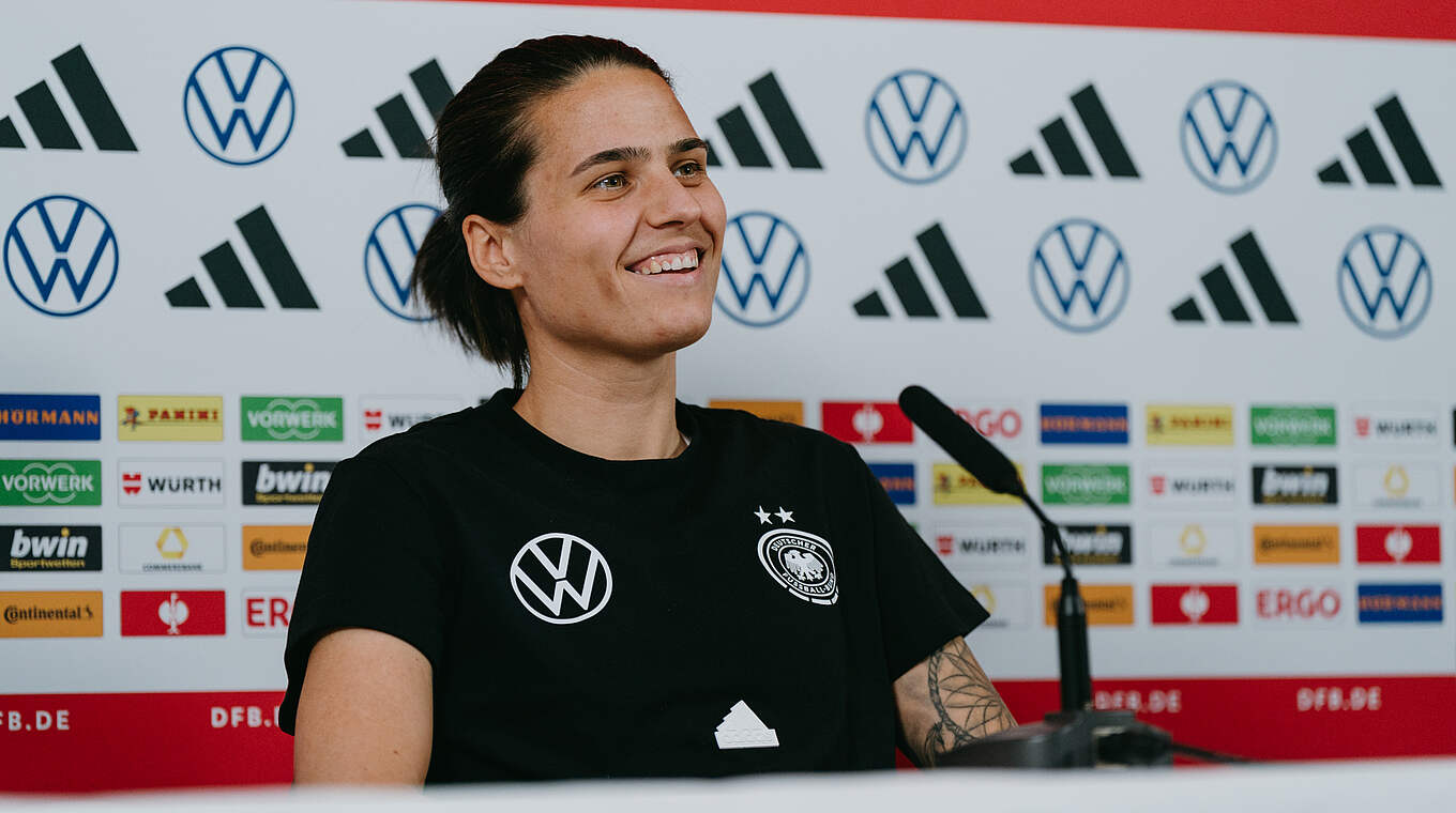 Marozsán: "Momente, die immer in meinem Herzen bleiben" :: DFB ...