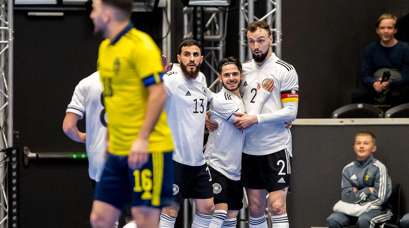 Hinspielsieg: Deutschland schlägt Schweden :: DFB - Deutscher Fußball ...