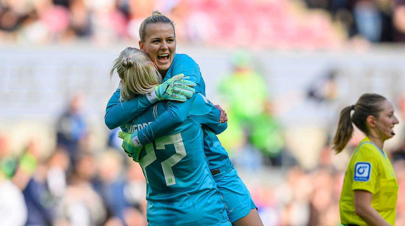 Frohms: "Freue mich, dass ich der Mannschaft helfen konnte" :: DFB ...