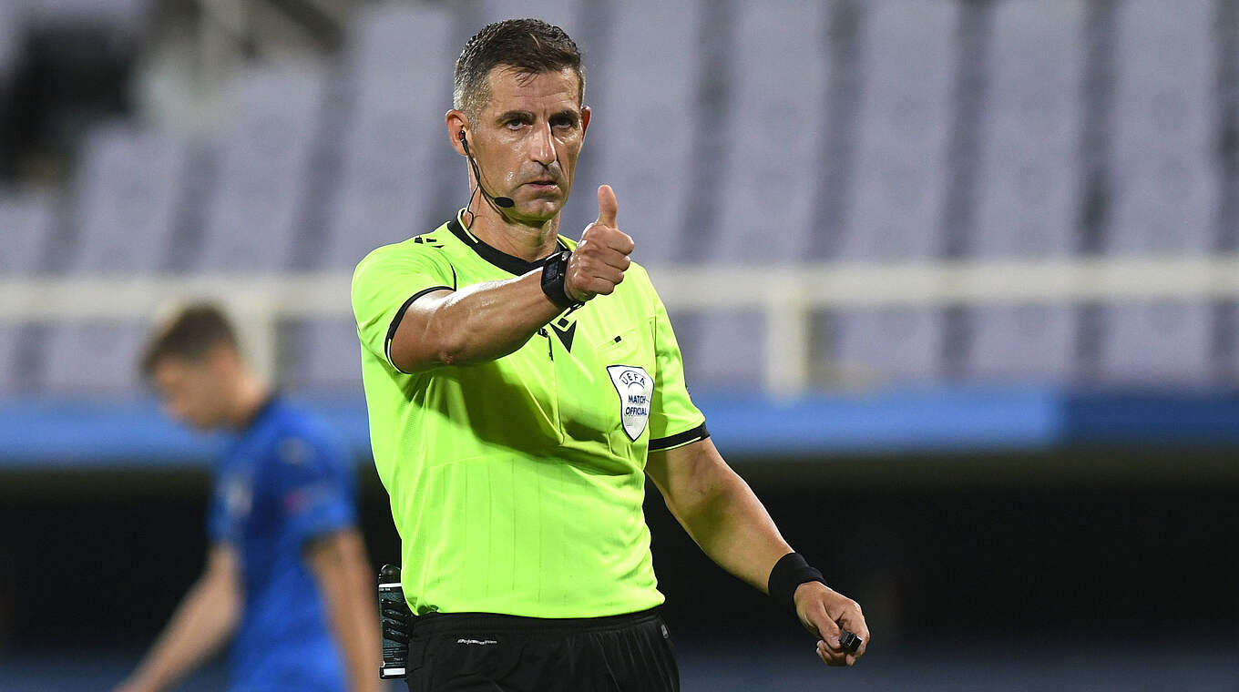 Schiedsrichter spenden Honorar für Ukraine :: DFB - Deutscher Fußball ...