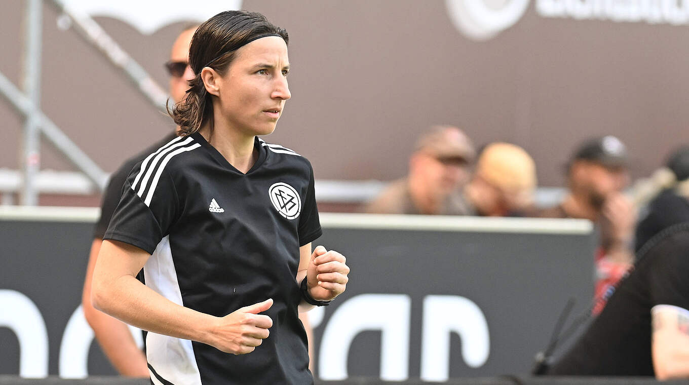 Rafalski vor erstem WM-Einsatz :: DFB - Deutscher Fußball-Bund e.V.