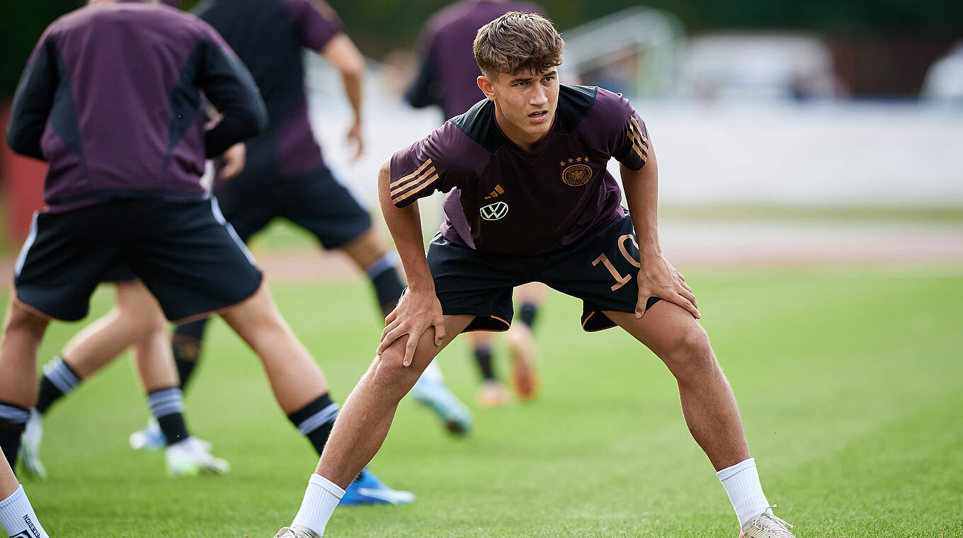 U 19-Kapitän Tom Bischof: "Wir ergänzen uns sehr gut" :: DFB ...