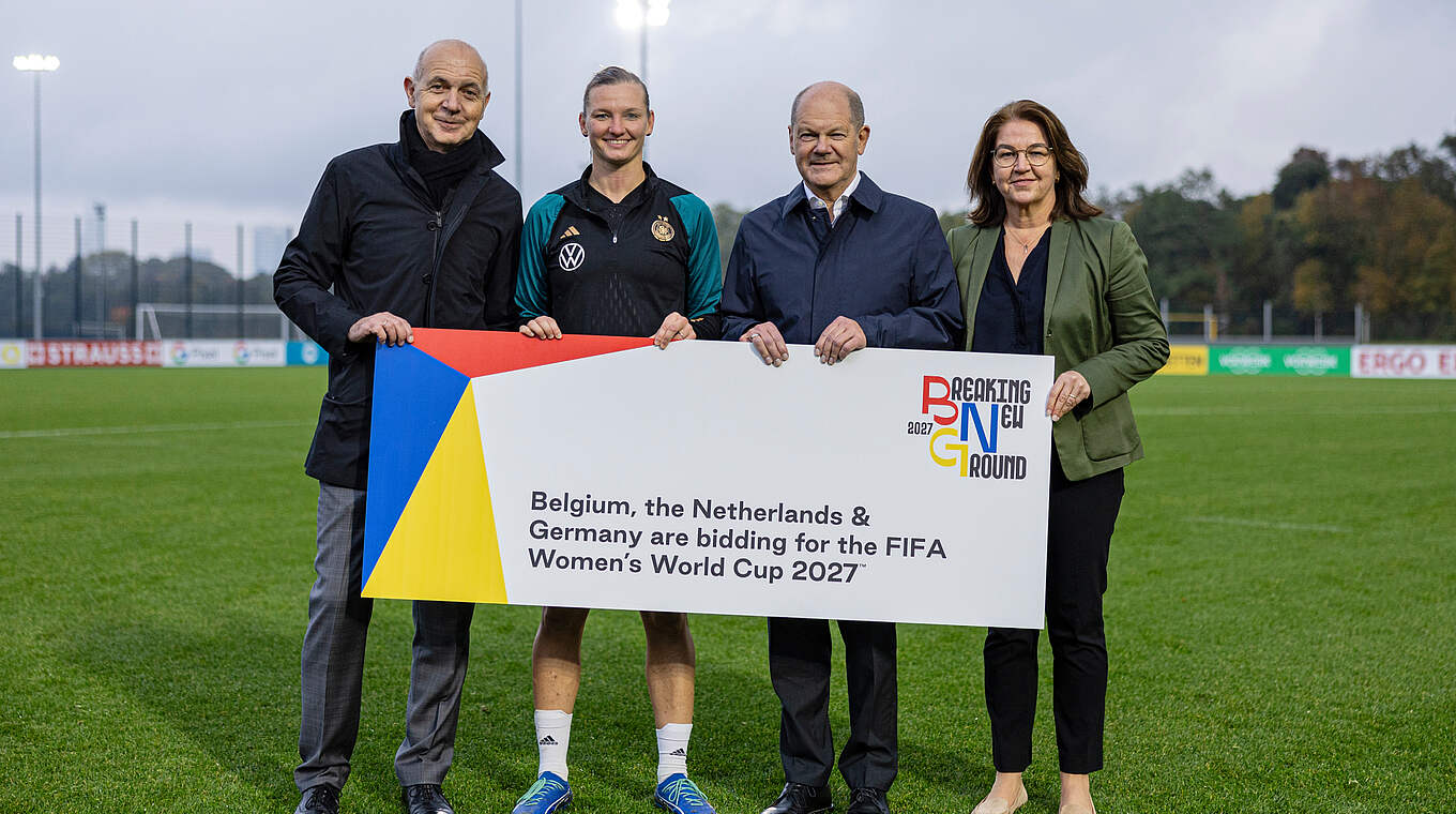 Bundeskanzler Olaf Scholz trifft DFB-Frauen :: DFB - Deutscher Fußball ...