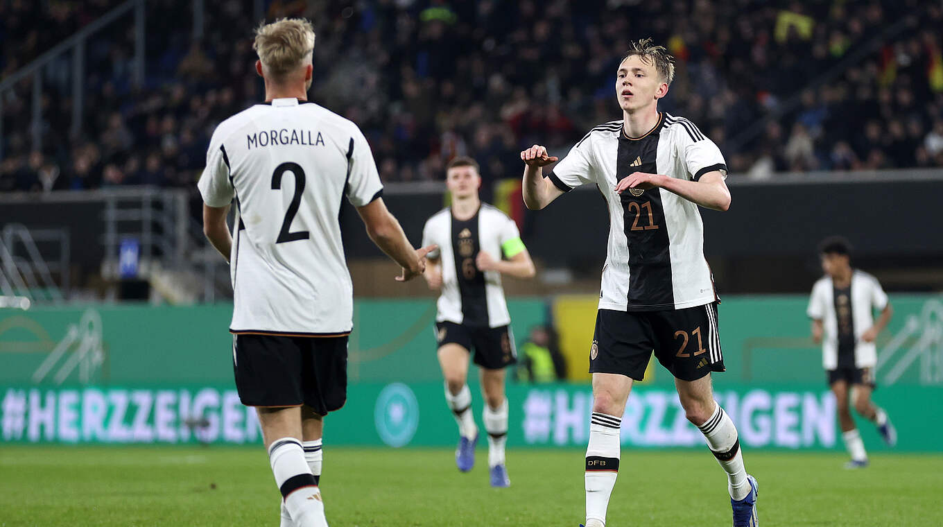 4:1 gegen Estland: U 21 ohne Punktverlust ins Spitzenspiel :: DFB - Deutscher Fußball-Bund e.V.