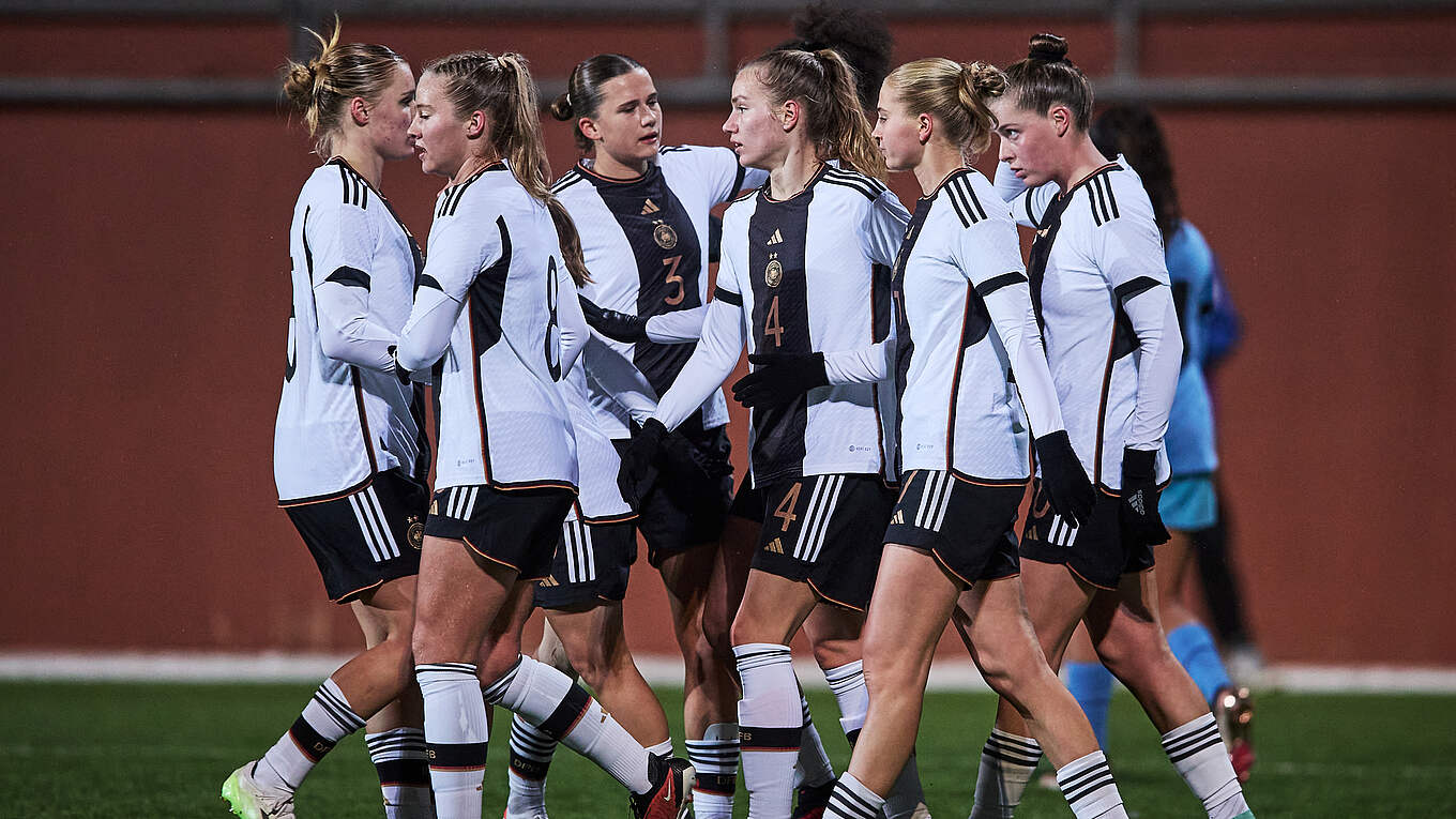 Bartz rettet U 19-Frauen den Gruppensieg :: DFB - Deutscher Fußball ...