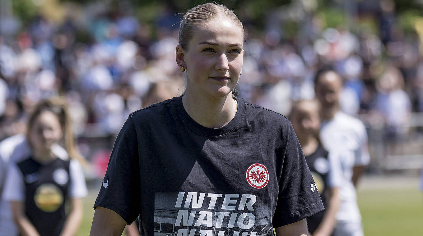 Wolfsburgs Camilla Küver: "Als wäre ich schon viel länger hier" :: DFB ...