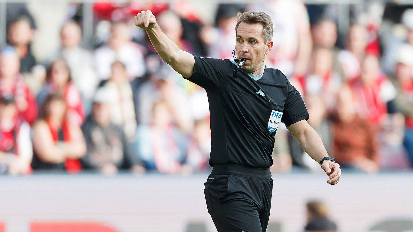 Stieler pfeift Dortmund gegen Frankfurt :: DFB - Deutscher Fußball-Bund ...