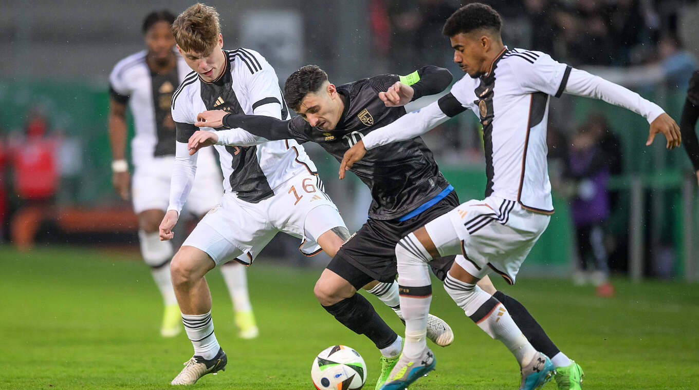 Trotz klarer Überlegenheit: U 21 nur Remis gegen Kosovo :: DFB - Deutscher Fußball-Bund e.V.