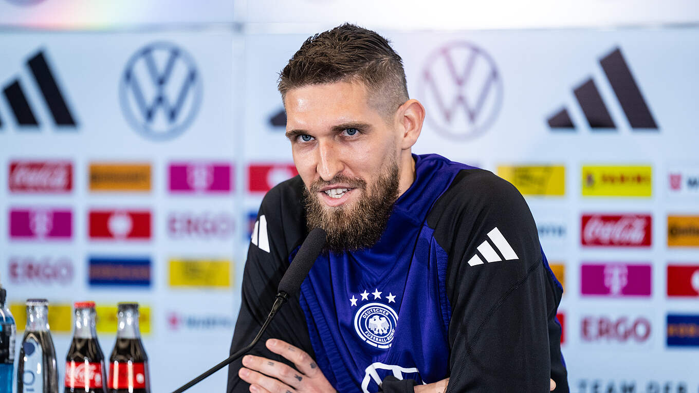 Team-Ticker: Zuletzt traf Müller gegen Oranje :: DFB - Deutscher ...