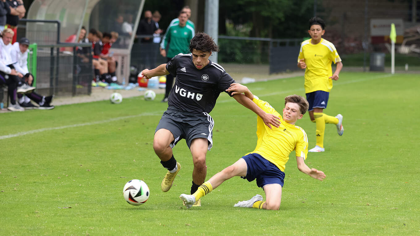 U 14-Sichtung in Duisburg: Niedersachsen ohne Punktverlust :: DFB ...