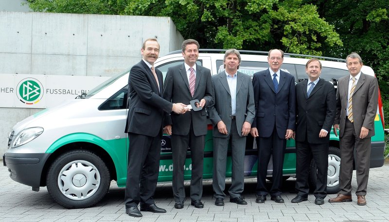 Tourstart für das DFB-Mobil :: DFB - Deutscher Fußball-Bund e.V.